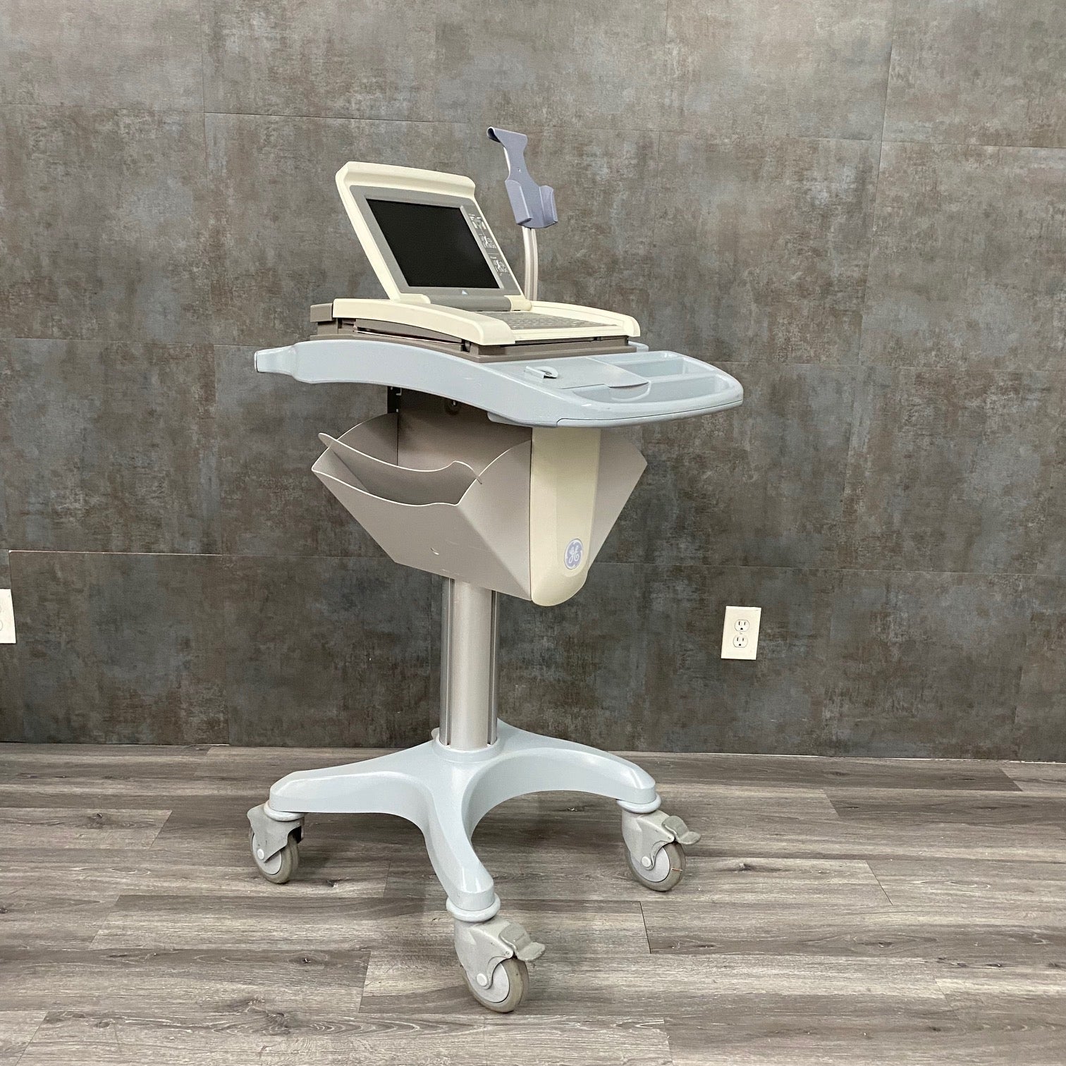 GE Mac EKG ECG Mobile Cart