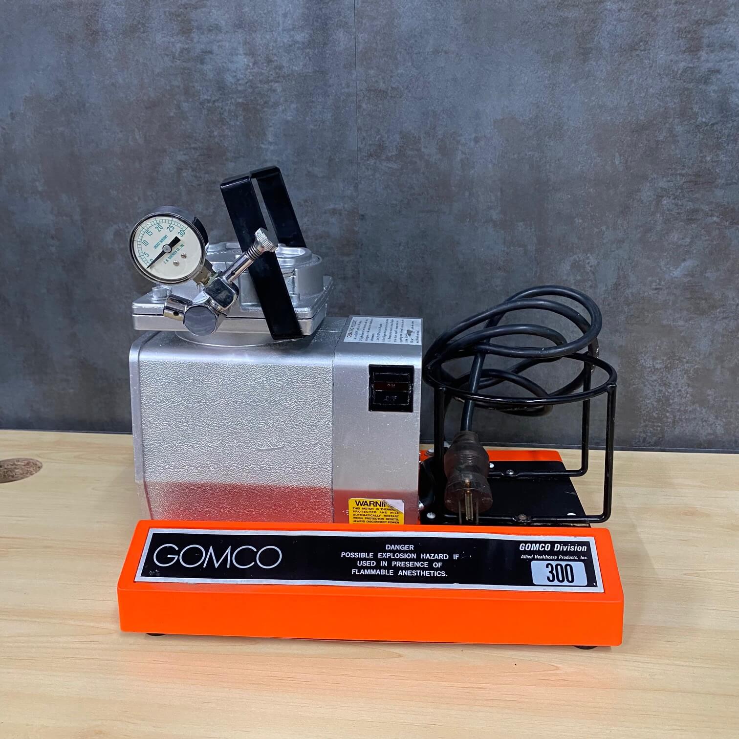 Gomco Portable Suction Pump