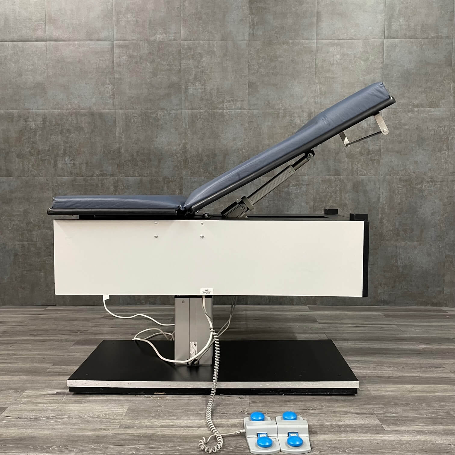 Powermatic Exam Table,Wheelchair accessible table,Hausmann
