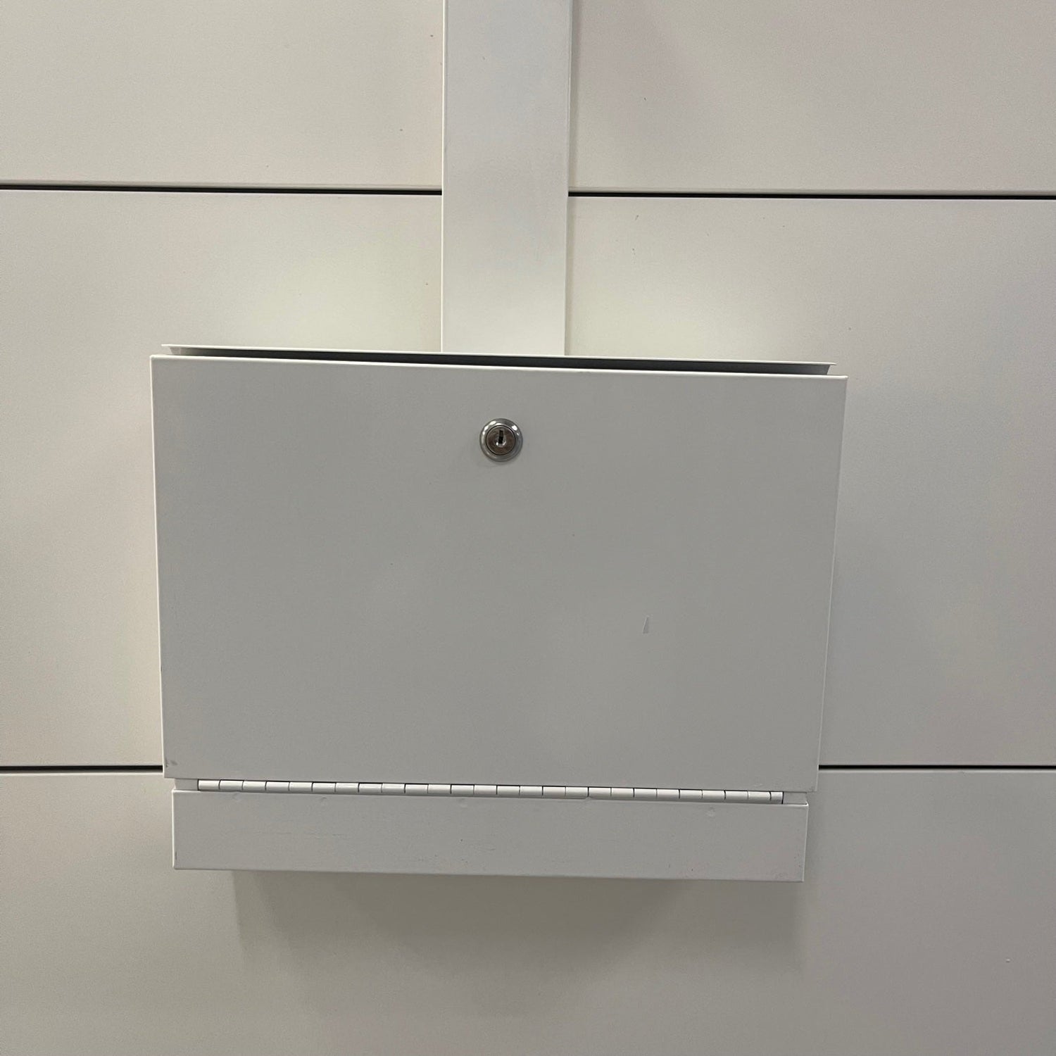 Lab Specimens Lock Box (Used) - – Angelus Medical and Optical