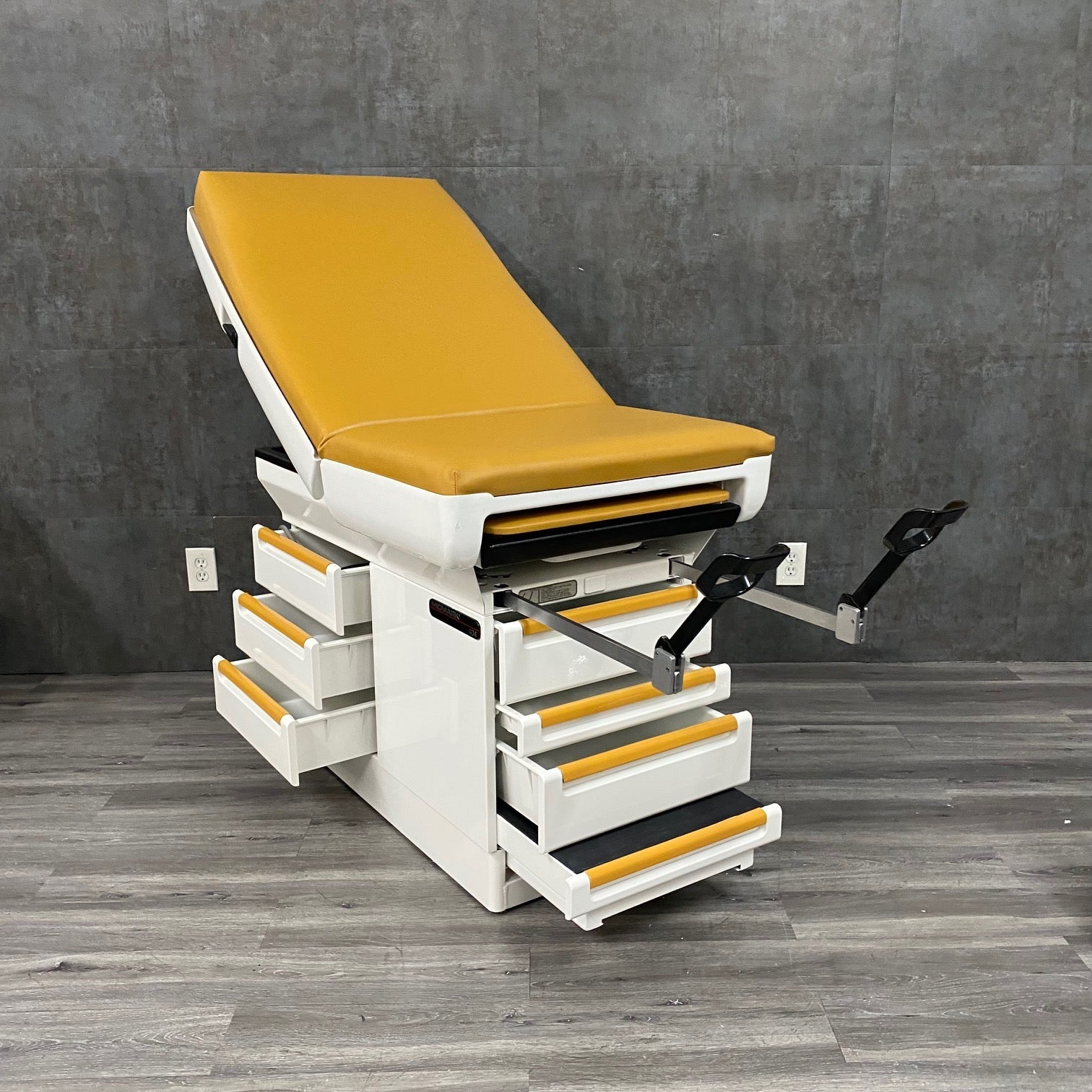 Midmark Ritter 404 Manual Exam Table