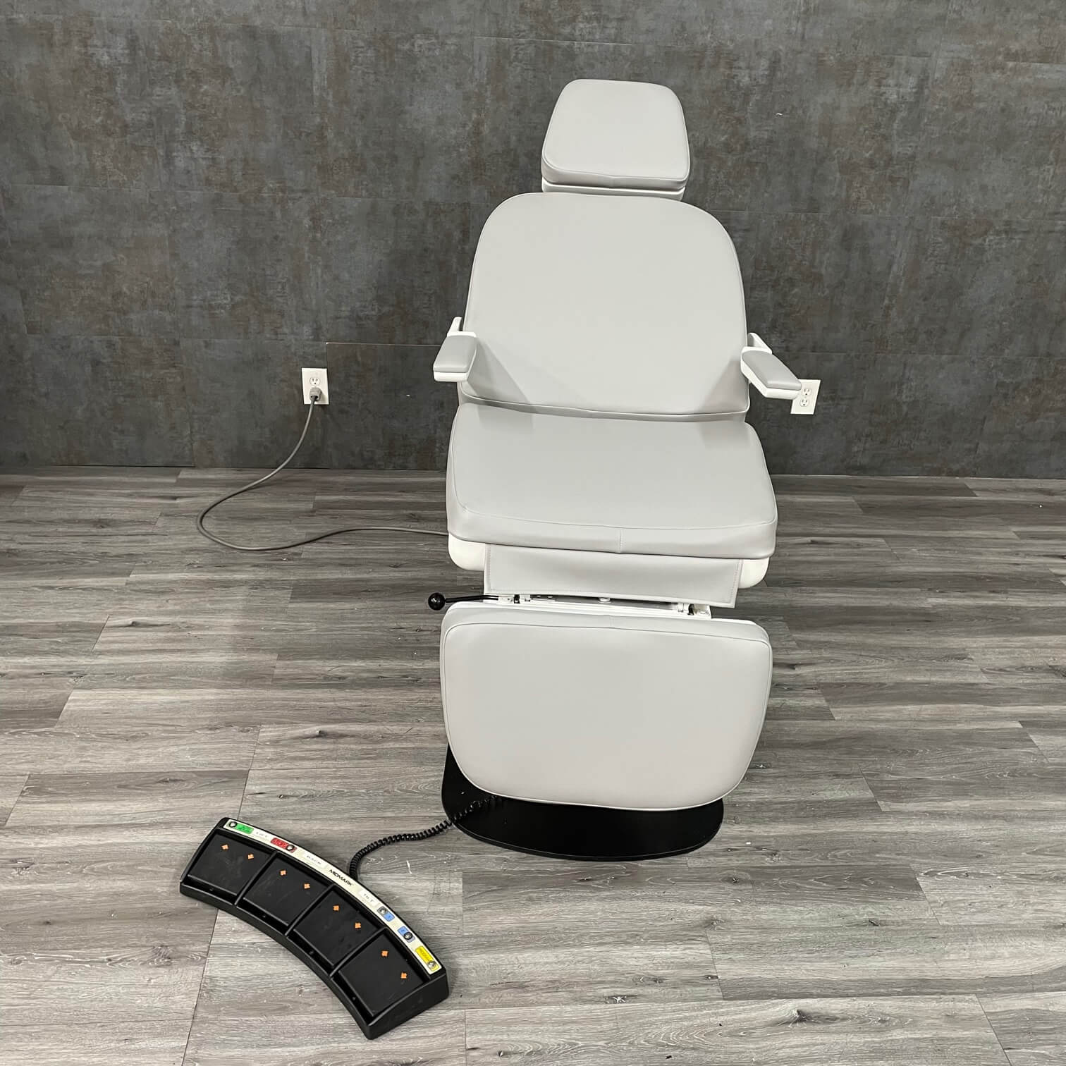 Midmark Ritter 414 Examination Chair