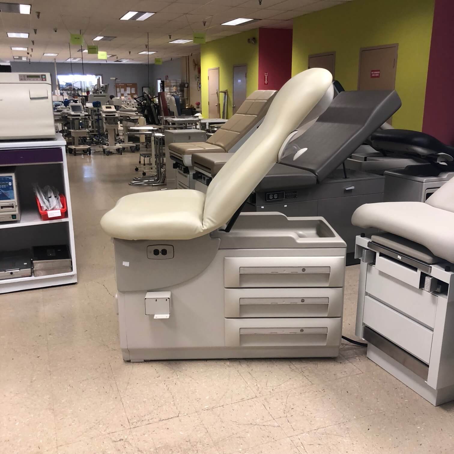 Midmark Ritter 604 Manual Exam Table