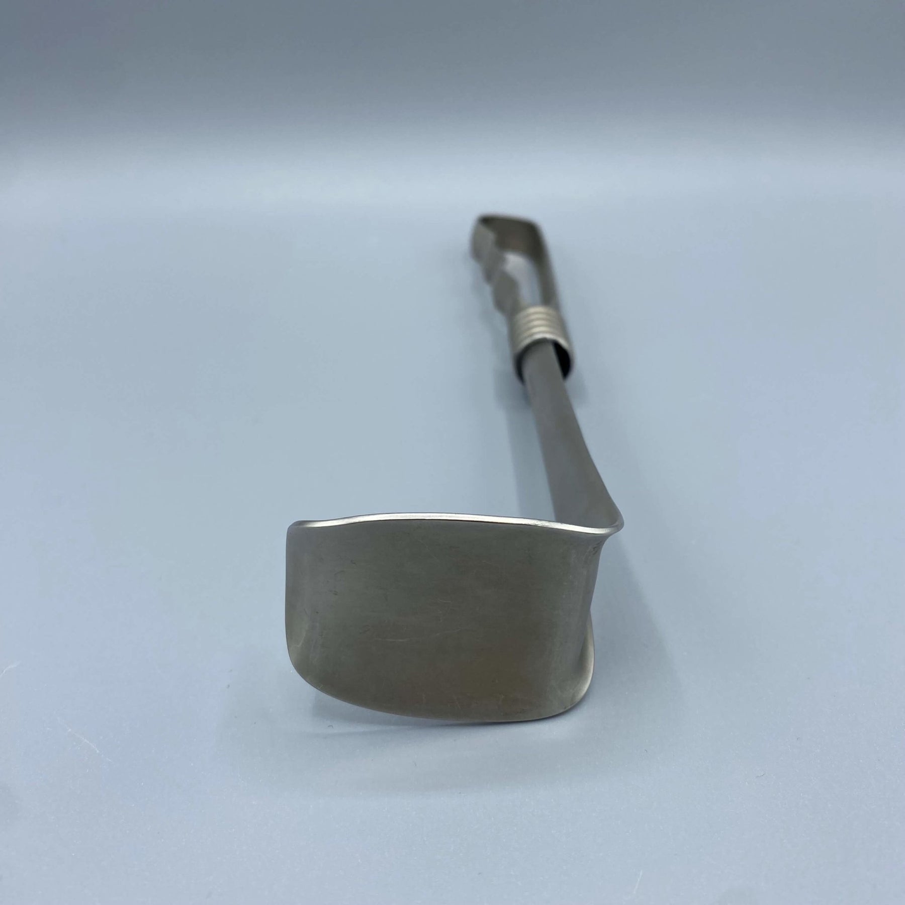 Miltex Kelly Loop Handle retractor