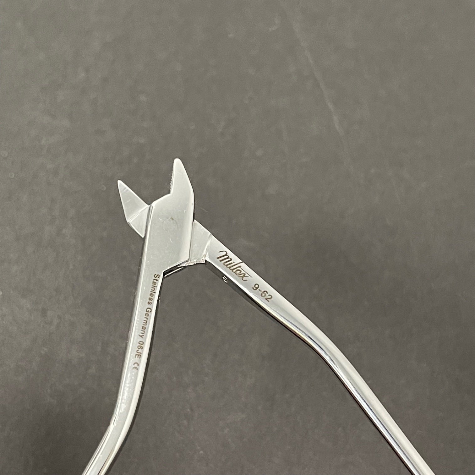 Miltex Skin Staple Removing Forceps (Used)