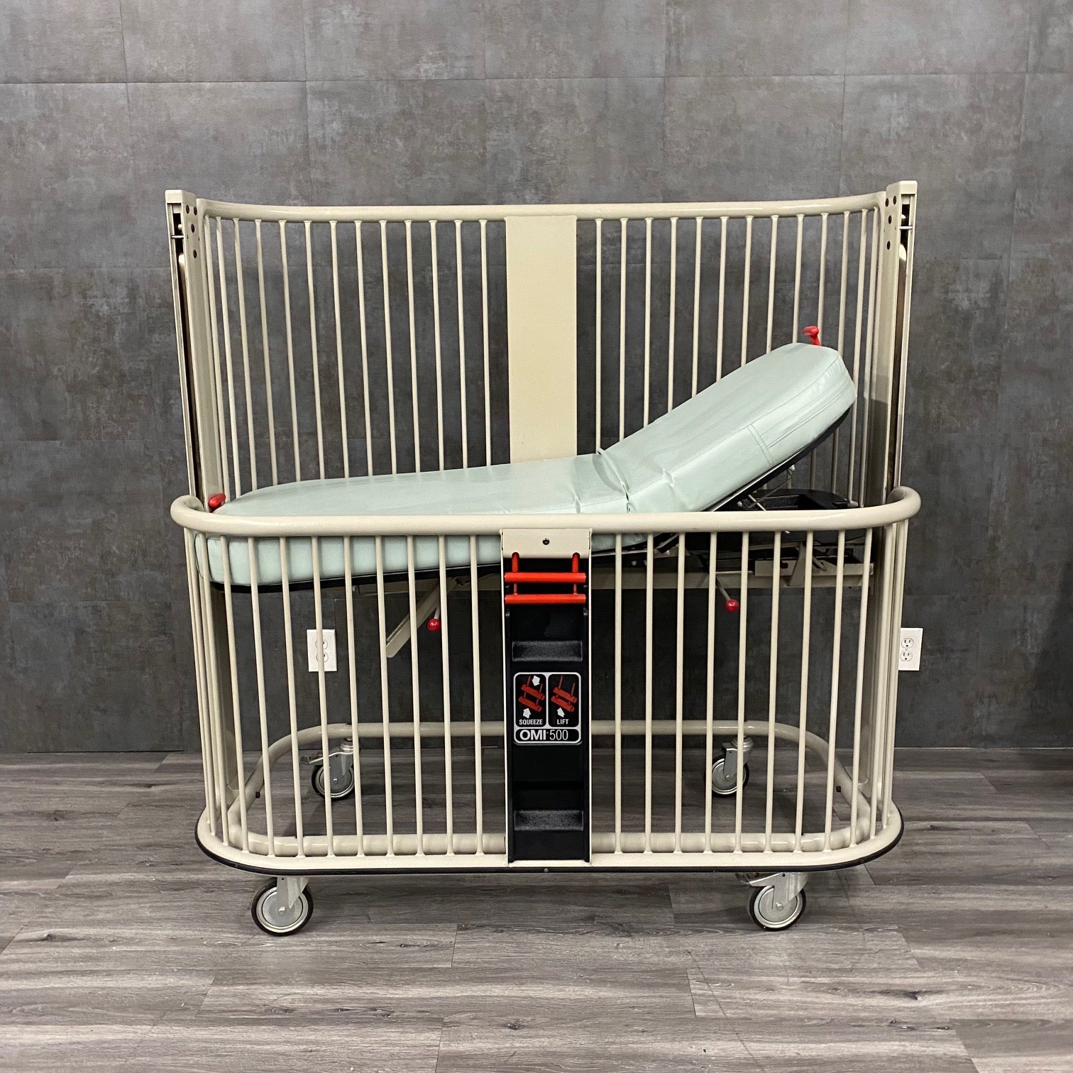 Pedigo Midmark OMI-500 Pediatric Crib Stretcher - – Angelus Medical and ...