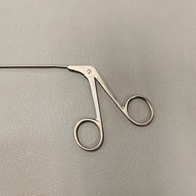 Pilling 50-6461 laryngeal cup forceps right angled