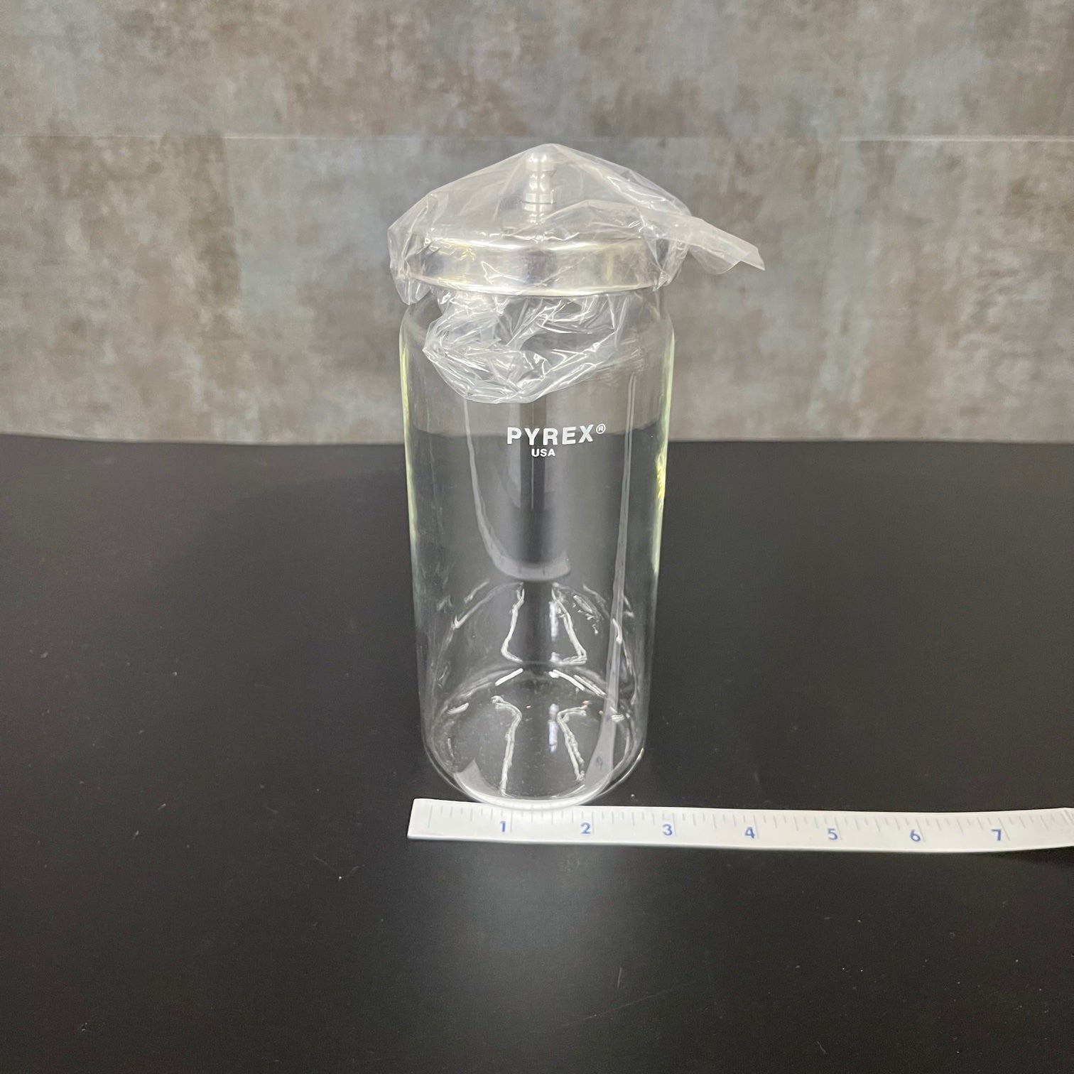 Pyrex low weight jar with lid (Set of 3) (New)