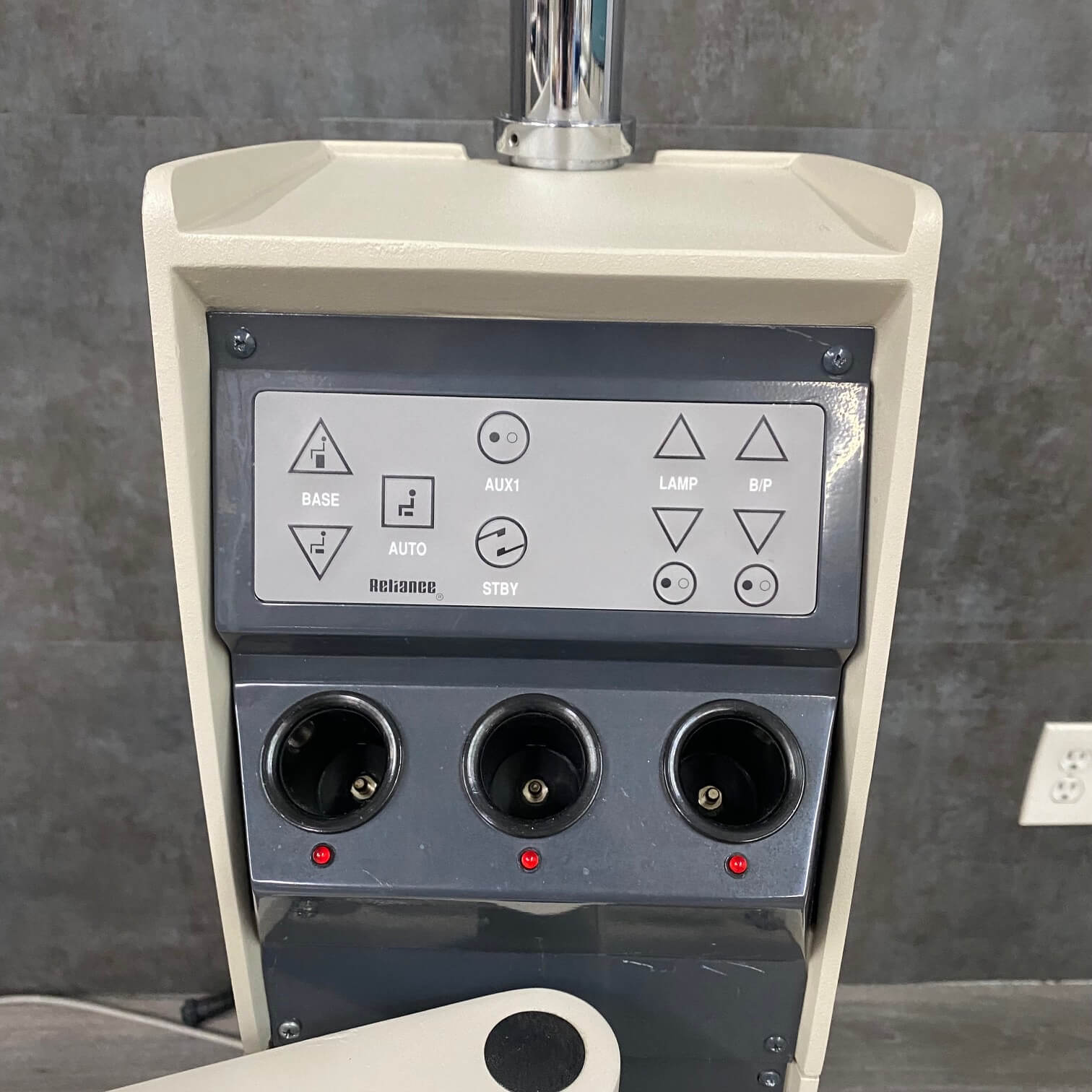 Reliance 7720 Instrument Stand