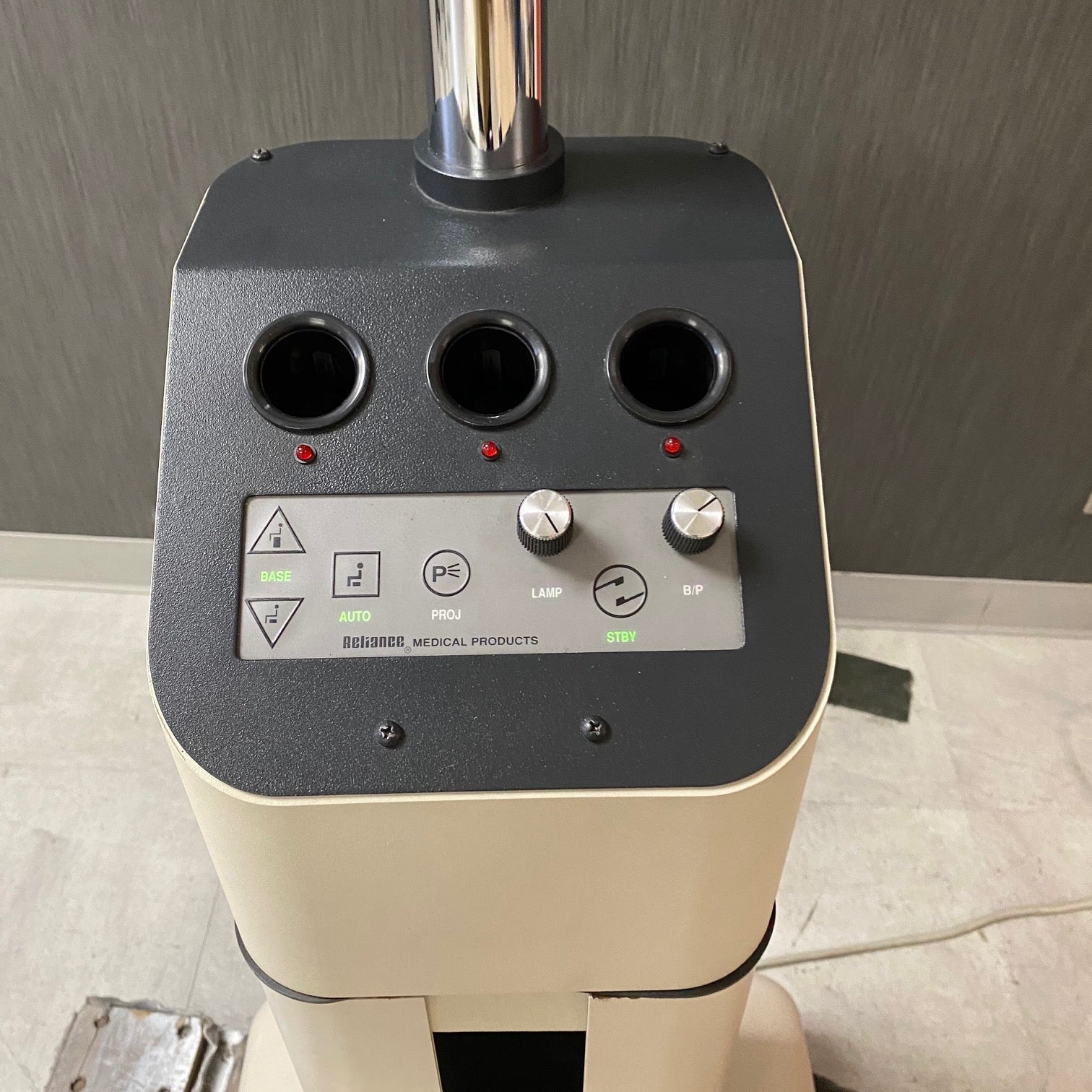 Reliance 7800 Optical Instrument Stand - – Angelus Medical and Optical
