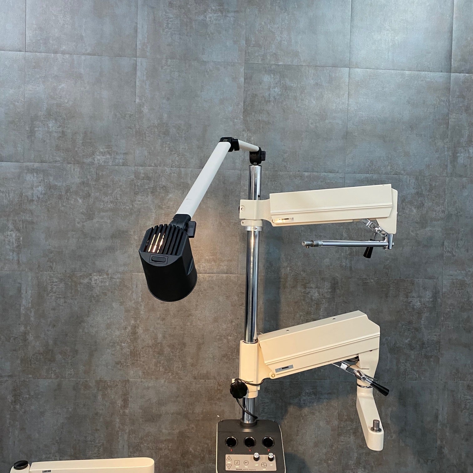 Reliance 7800 Optical Instrument Stand