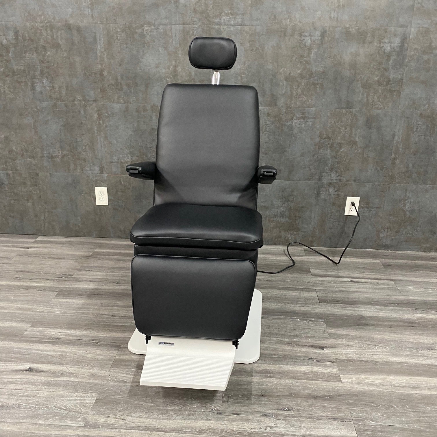 Reliance Tilt Chair with Swivel Base