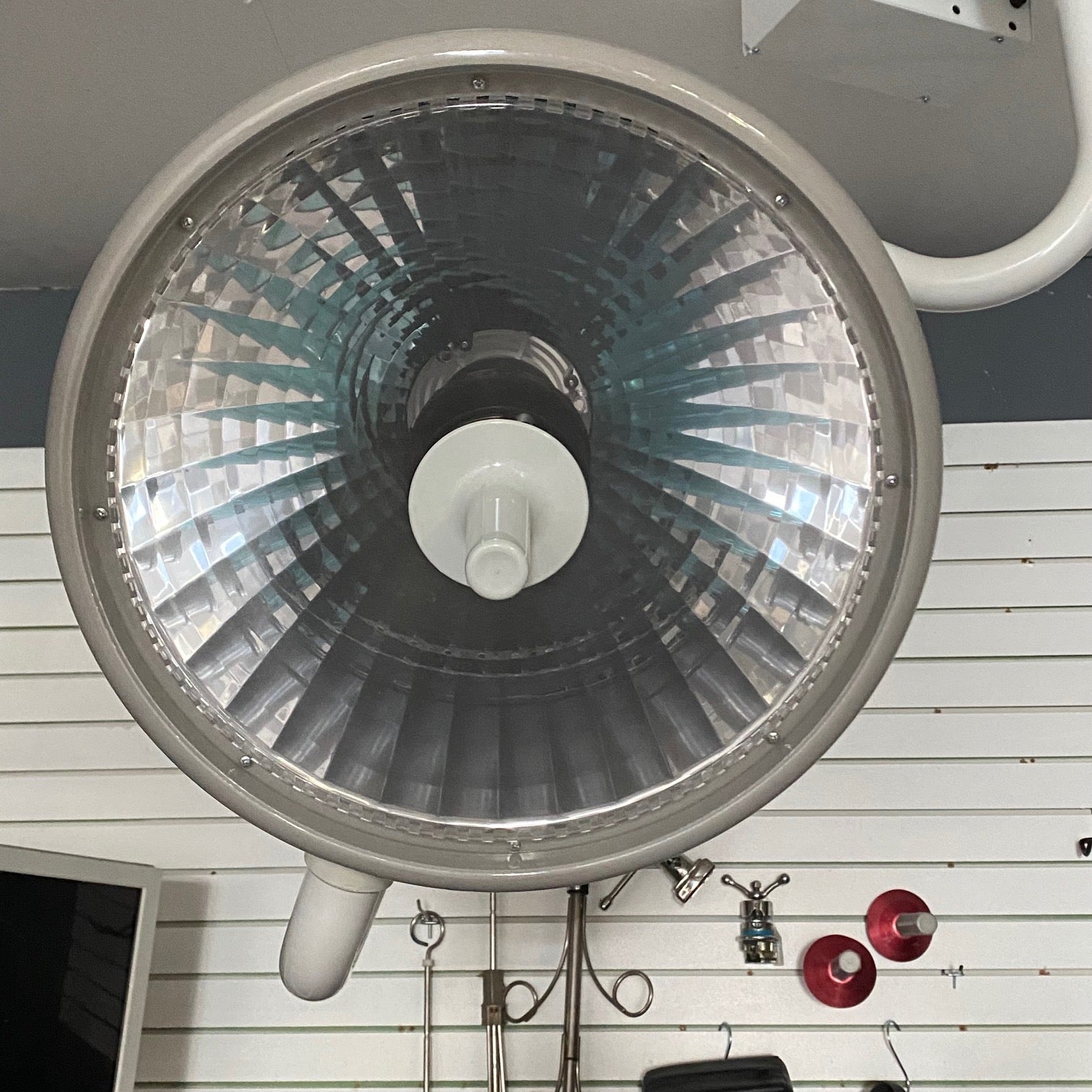 Ritter 355 Surgical Light Ceiling Mount - – Angelus Medical and Optical