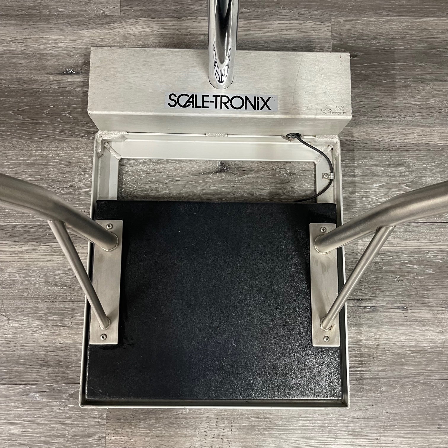 Scale-Tronix 5001 Stand On Scale (Refurbished)