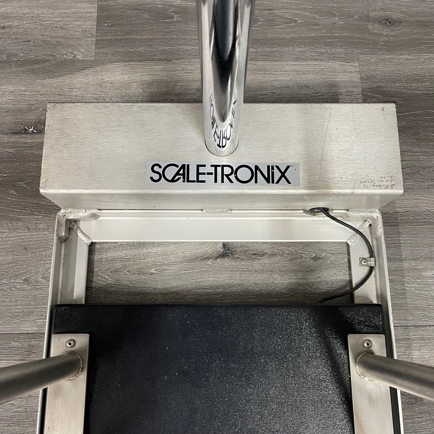 Scale-Tronix 5001 Stand On Scale (Refurbished)