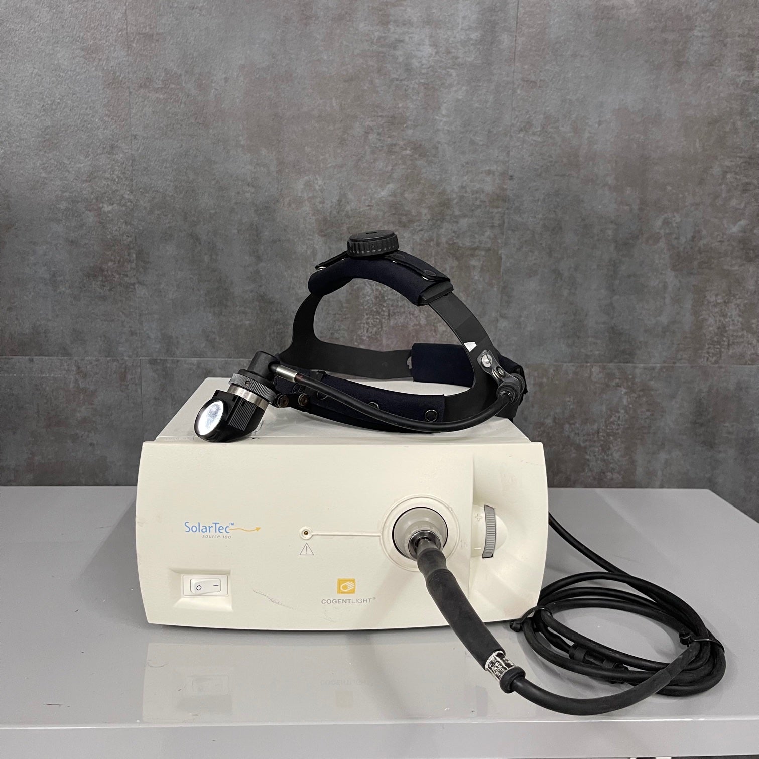 SolarTec Source 100 Light Source