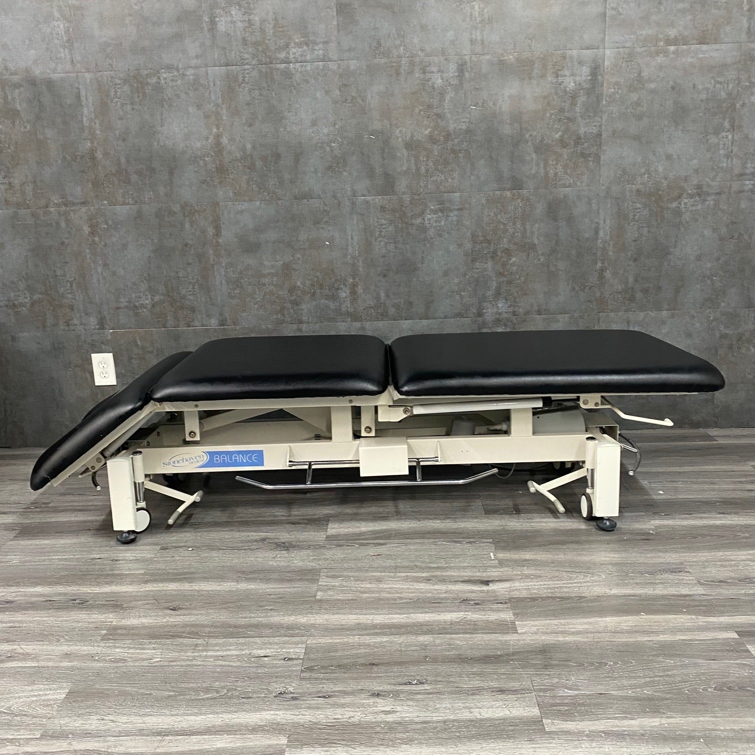 Stone haven Medical Balance power treatment table