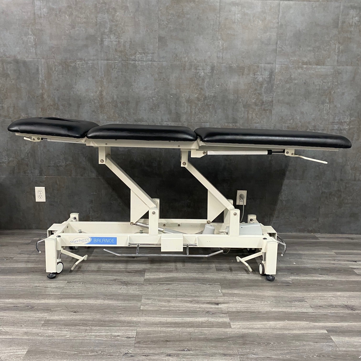 Stone haven Medical Balance power treatment table