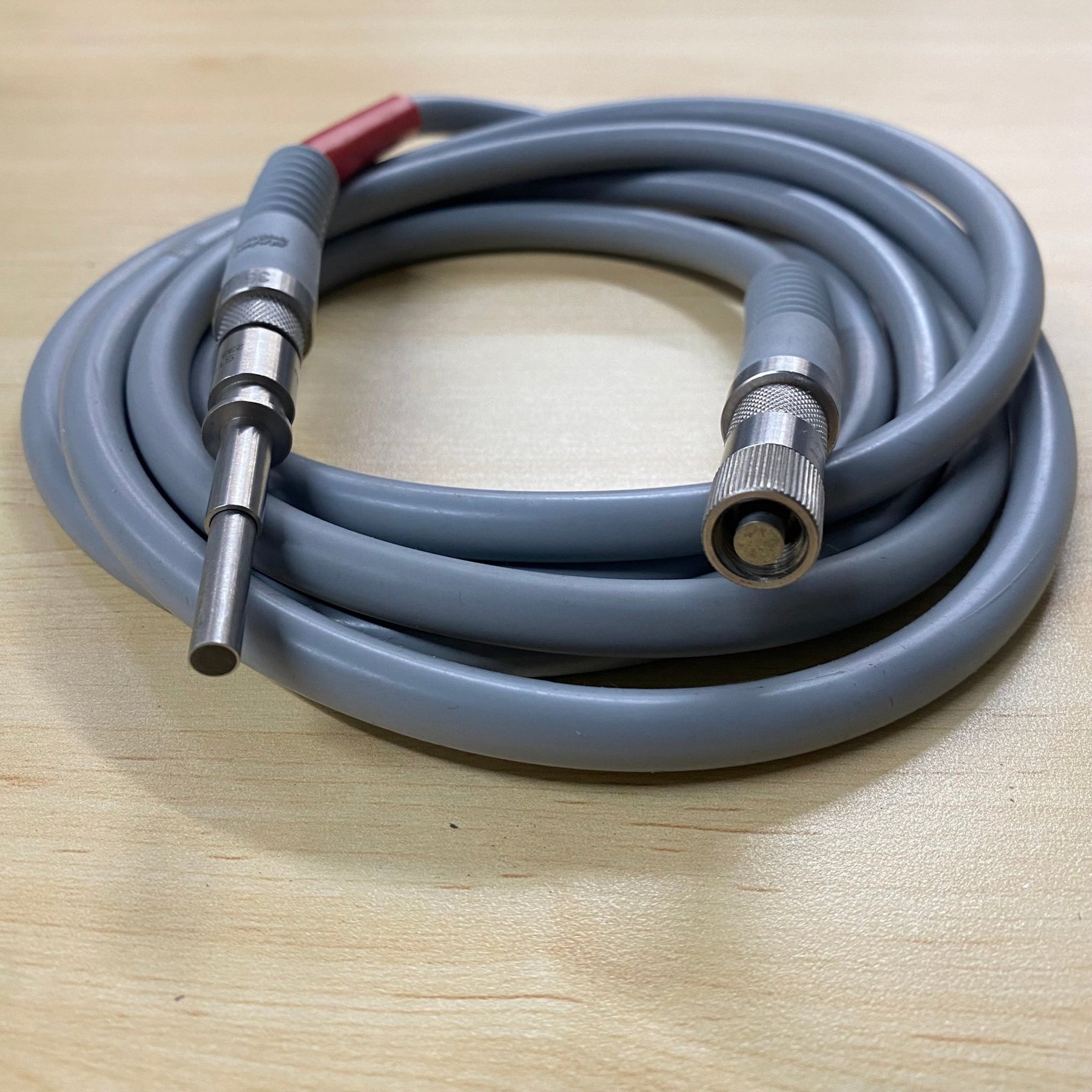 Stryker 233-050-077- Fiber optic Light Source Cable