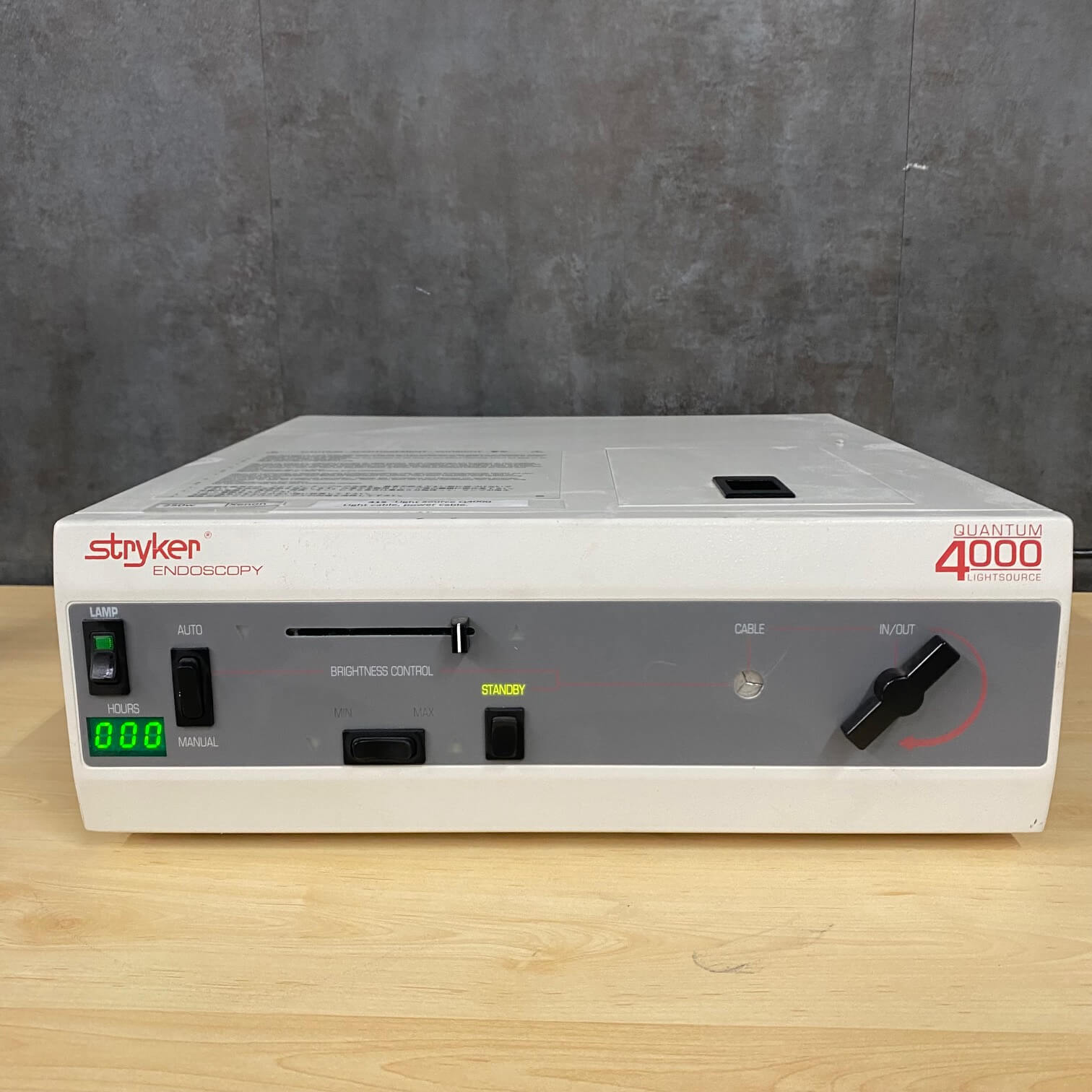 Stryker Quantum 4000 Light Source (Refurbished) - – Angelus Medical and ...
