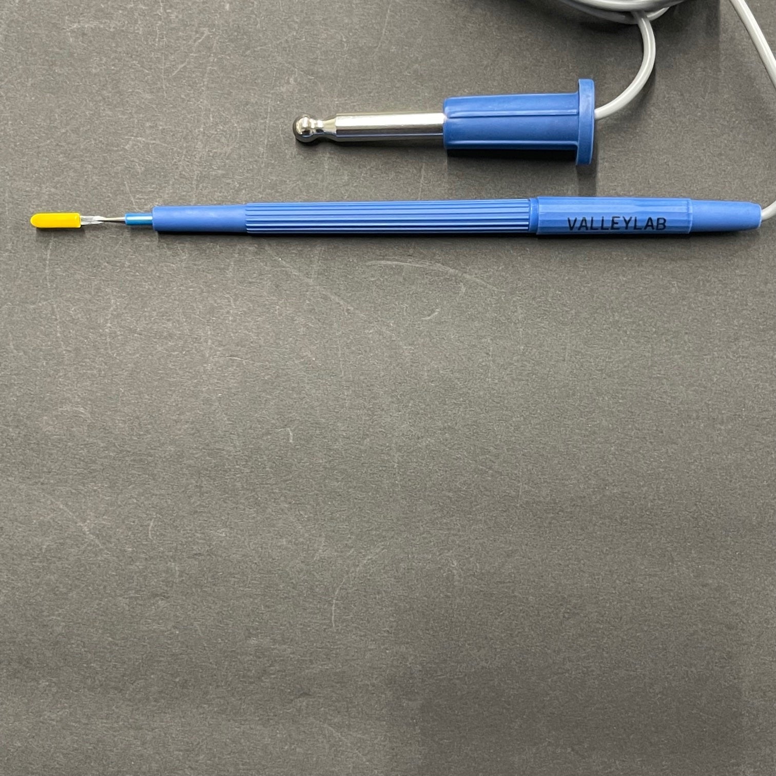 Valleylab chuck handle and reusable hand control