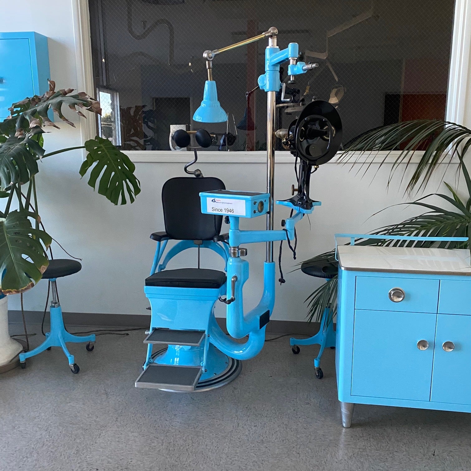 Vintage Optical Chair and Stand (Rental Only)