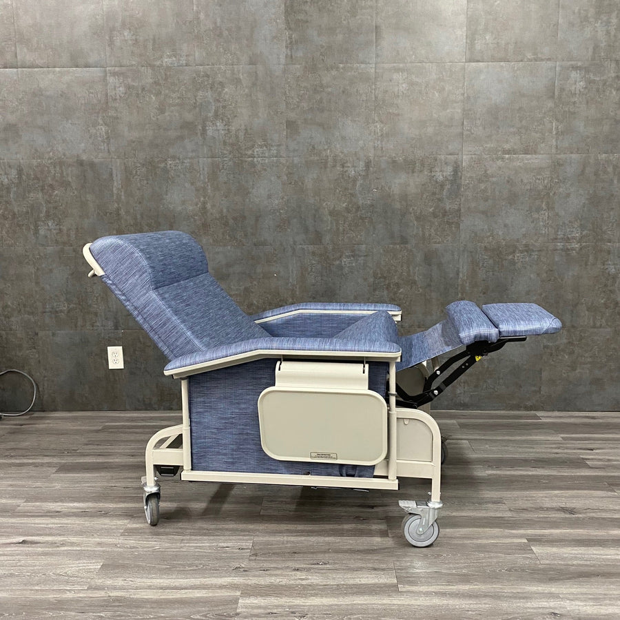 Winco Xl Clinical Care Recliner - – Angelus Medical and Optical